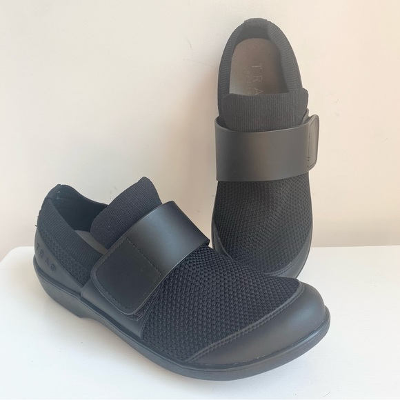 Traq by Alegria | Shoes | Traq By Algeria Qwik Black Out Comfort Shoe ...